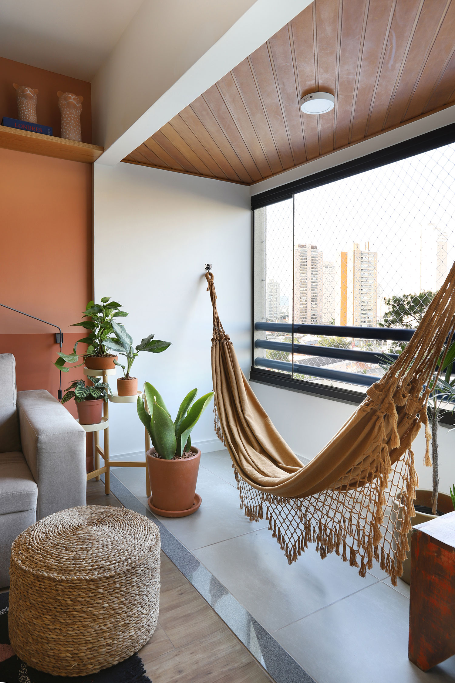 Decoração de varanda: aprenda 7 ideias de inspiração - Portal Loft