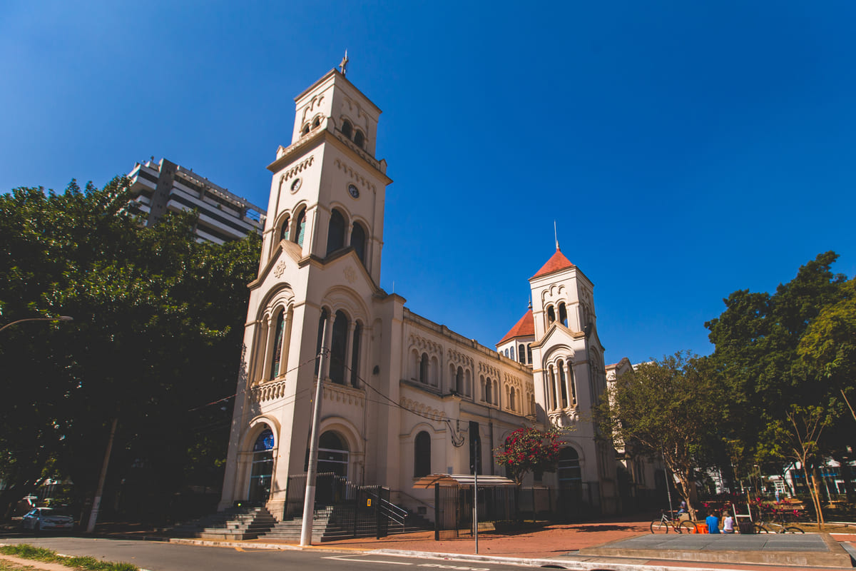 Moema/SP: como é morar no bairro com melhor IDH de São Paulo? - Portal Loft