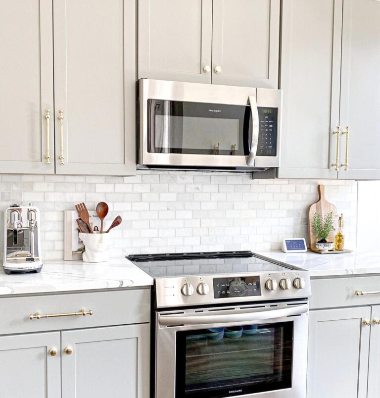 Backsplash: o que é e como decorar esse espaço? - Portal Loft